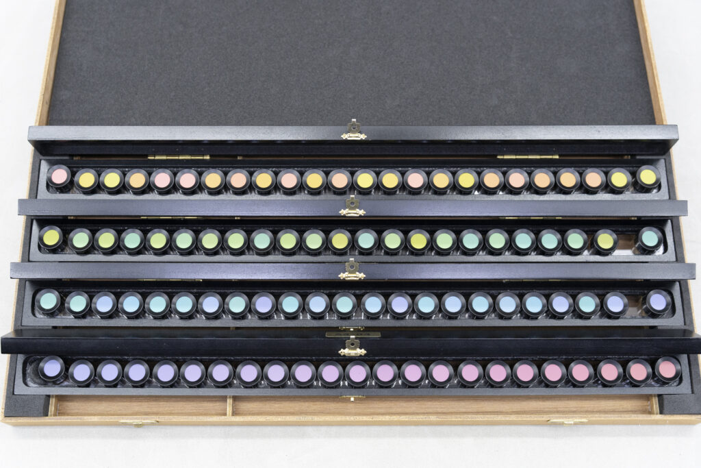 Farnsworth Munsell 100 Farbsehtest-Set - Gemini BV