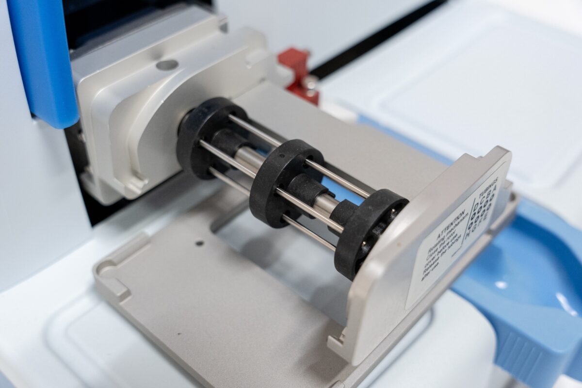 Thermo Scientific MultiDrop Combi 836 Reagenziendispenser - Gemini BV